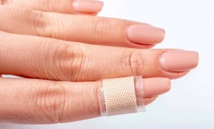 Γιατί το Κόψιμο από Χαρτί Πονάει Αρκετά;