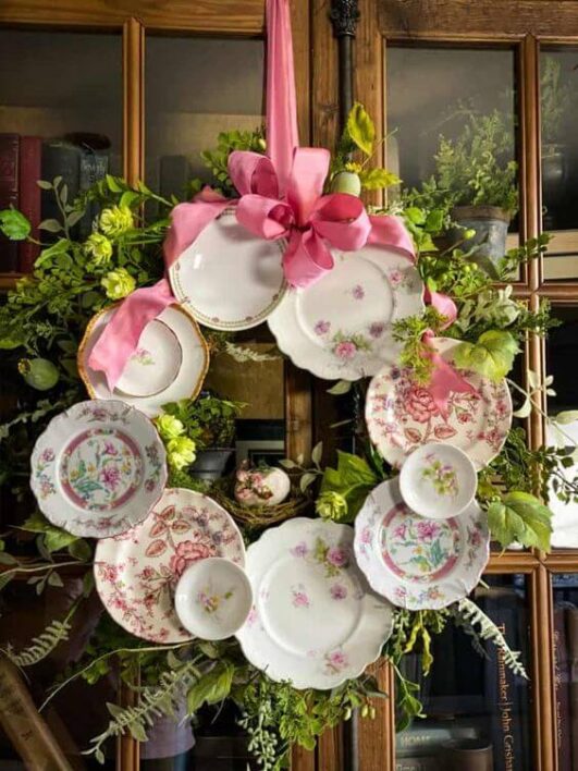 23 Ιδέες Διακόσμησης με Vintage Φλυτζάνια και Πιάτα