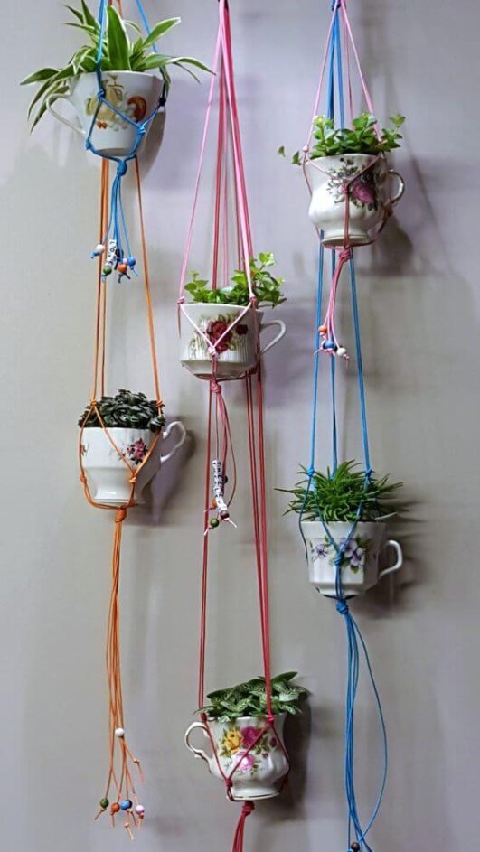 23 Ιδέες Διακόσμησης με Vintage Φλυτζάνια και Πιάτα